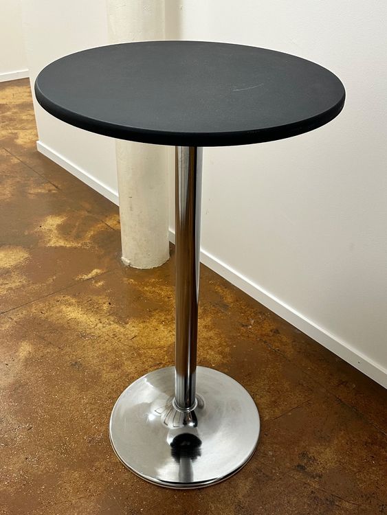 Kleiner stehtisch ab nur 49.- Franken (Gebraucht) in Wetzikon ZH für CHF 49 – nur Abholung auf ...