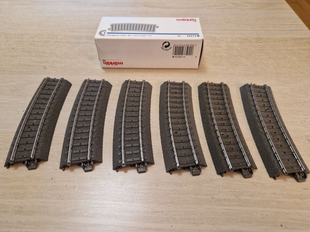 Märklin 6 x 24215 Gebogenes gleis C H0 (Gebraucht) in St-Aubin-Sauges ...