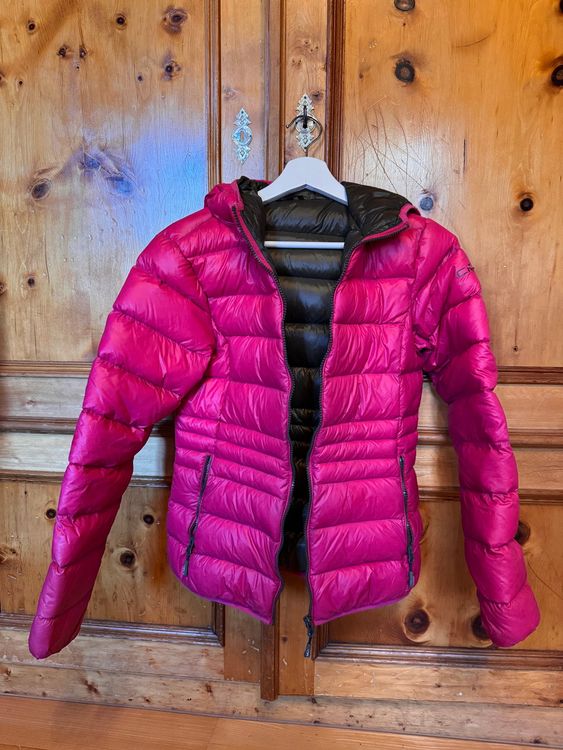 Dicke Daunenjacke von CMP in Grösse 36 (Gebraucht) in Zürich für CHF 50 ...