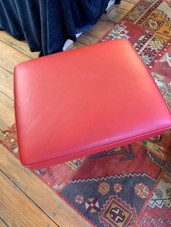 Hocker Thonet Leder Rot S 411 H Np. ca. Sfr. 1500.-- | Kaufen auf Ricardo