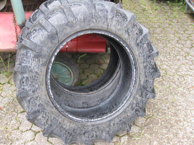 2 Stk. Pneu Pirelli 9,5 R 20 / Anhänger / Traktor / Rad (Gebraucht) in ...