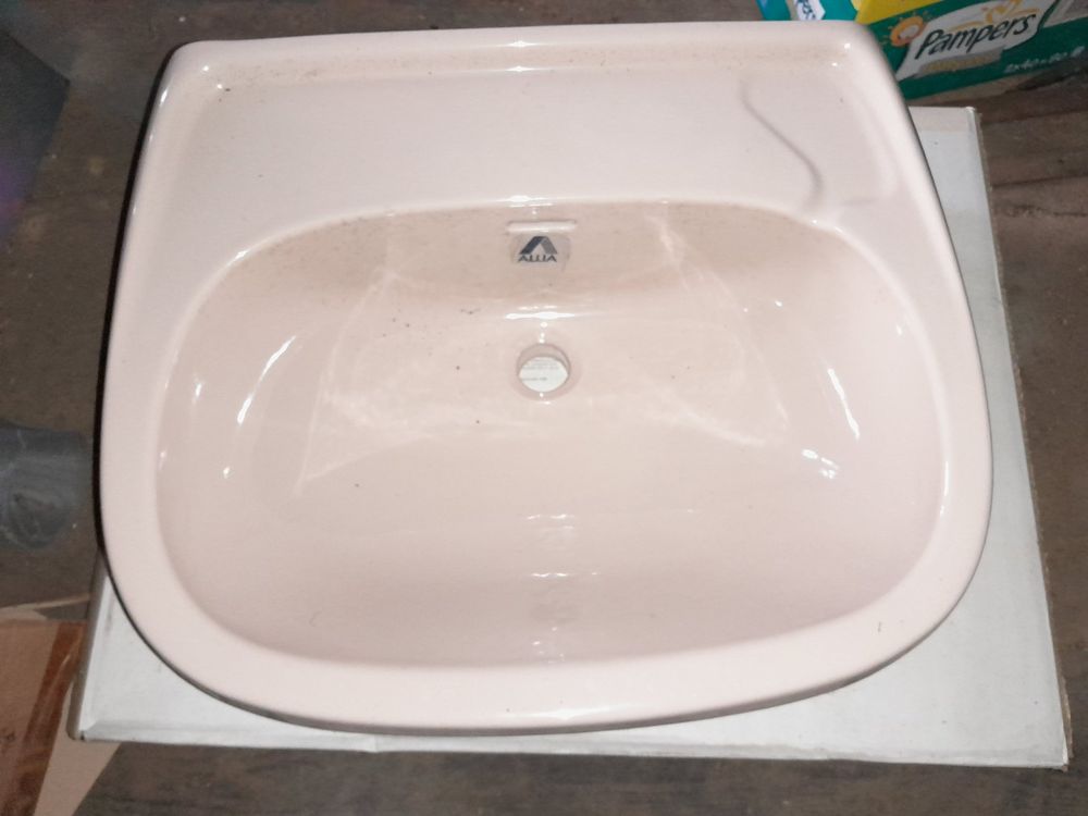 ALLIA Lavabo von ca. 1985 neu. | Kaufen auf Ricardo