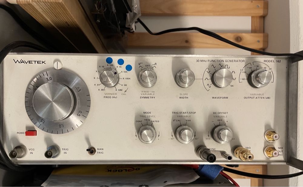 Tongenerator WAVETEK (Gebraucht) in Zollikon für CHF 89 – mit Lieferung ...