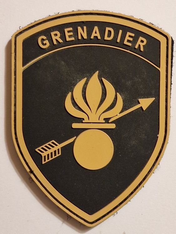 Badge grenadier Pvc Klett (Neu (gemäss Beschreibung)) in Nyon für CHF ...