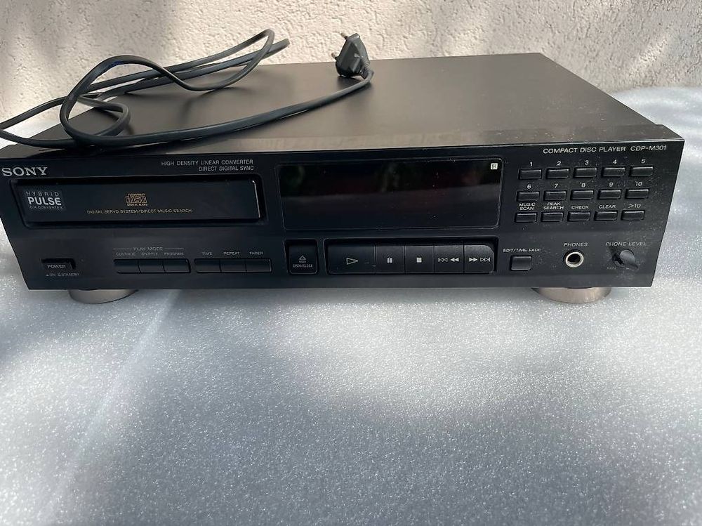 CD Player SONY HYBRID PULSE / CDP-M301 (Gebraucht) in Courfaivre für CHF 65 – mit Lieferung auf ...