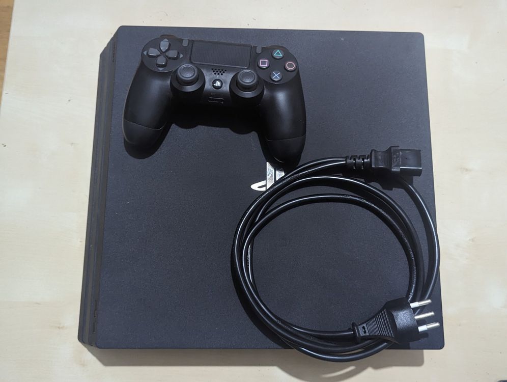 Sony PlayStation 4 Pro + Controller (Gebraucht) in Zürich für CHF 125 ...