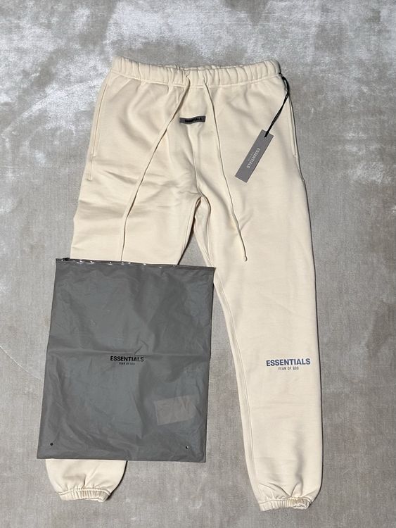 Essentials Sweatpants (Buttercream) | Kaufen auf Ricardo