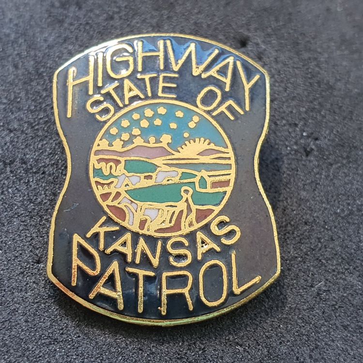 W026 - Pin Highway State Patrol Trooper Police - Kansas | Kaufen auf ...