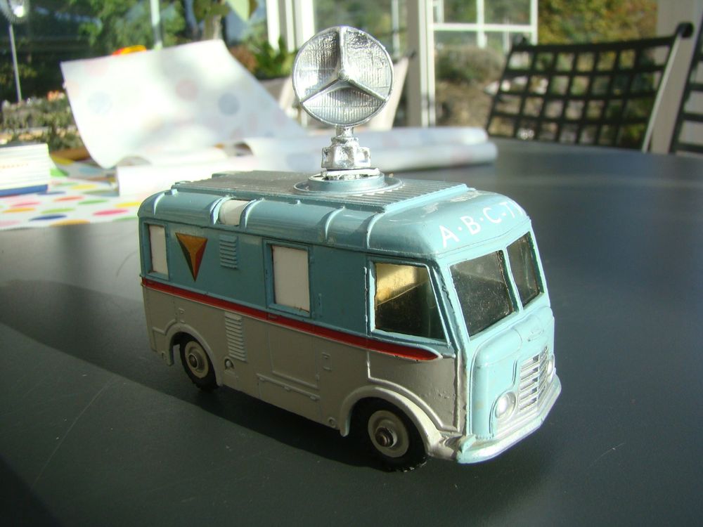 Dinky 988 ABC Uebertragungswagen TV Commer sehr selten (Gebraucht) in ...