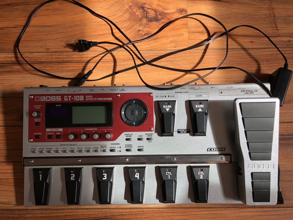 Boss GT-10B Bass Effects Processor (Gebraucht) in Ilanz für CHF 285 ...