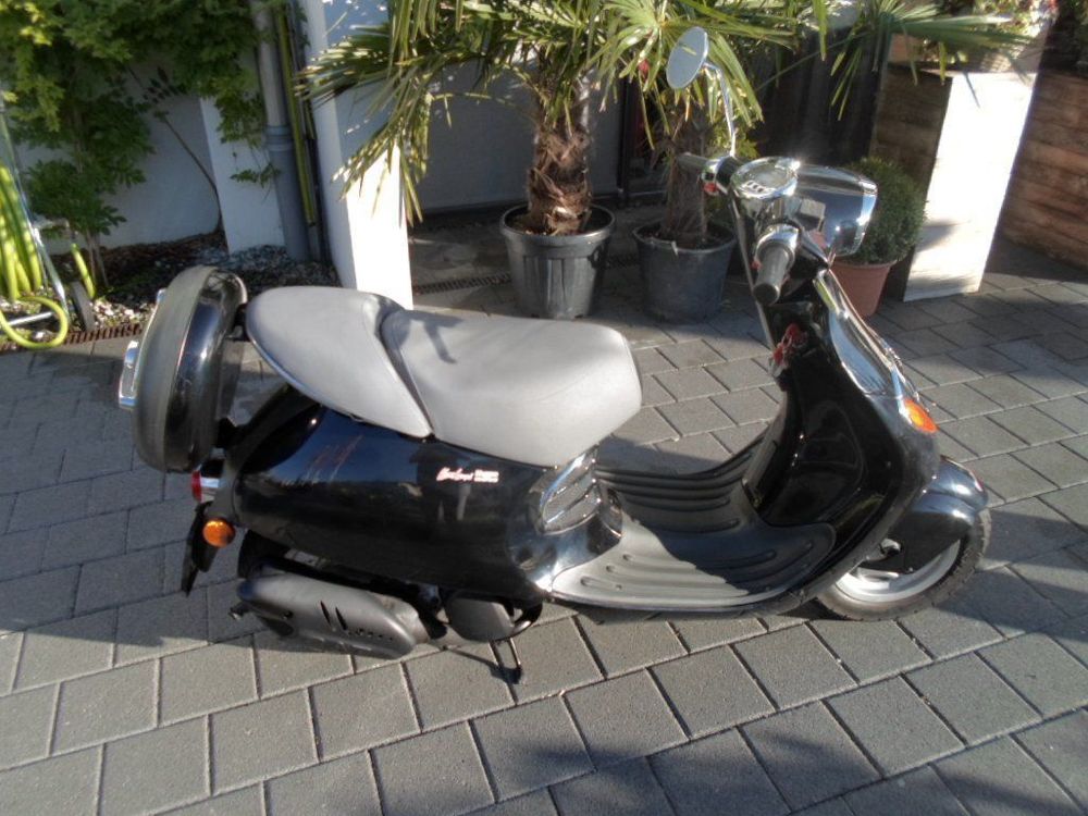 Malaguti Yesterday 50 - Roller Schwarz (Gebraucht) in für CHF 300 – nur ...