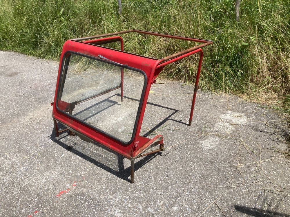 Oldtimer Traktor Verdeck (Gebraucht) in Reichenbach für CHF 1 – nur Abholung auf Ricardo kaufen