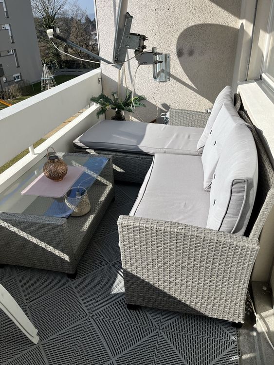 Balkon Lounge Set Rattanoptik mit Glastisch (Gebraucht) in Rüfenacht für CHF 369 – nur Abholung ...