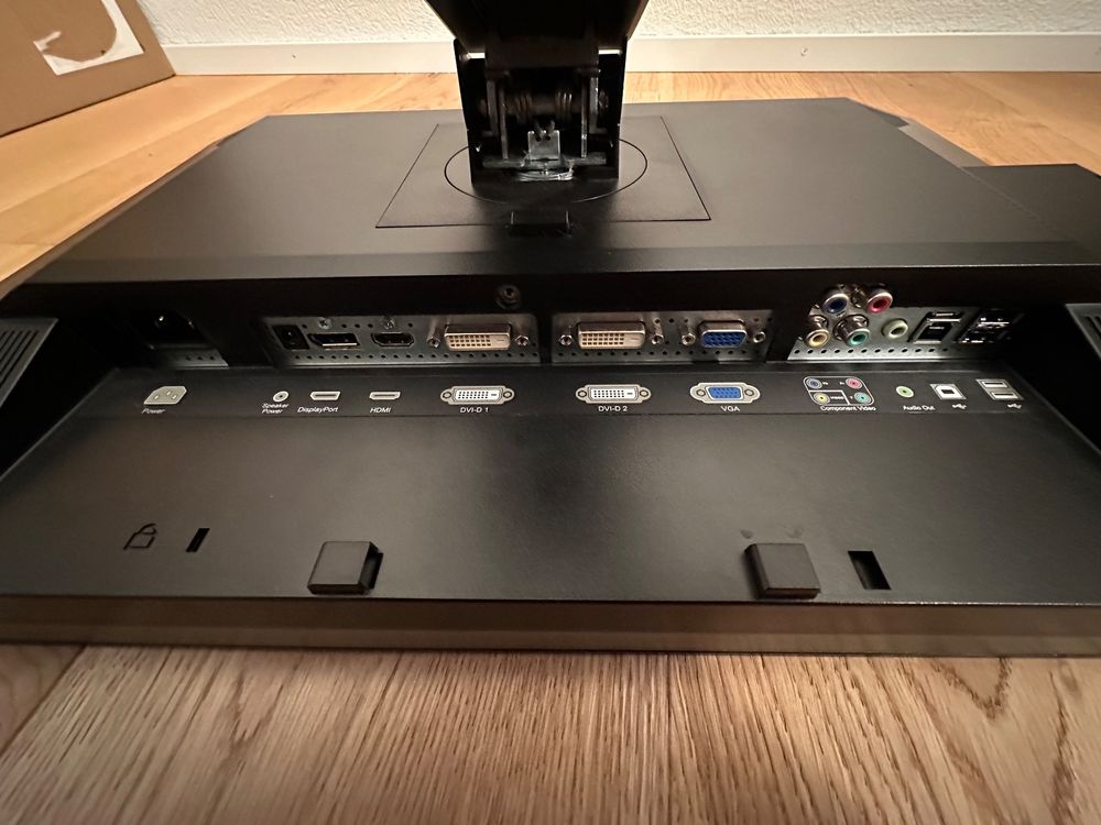 Dell u2410 24" Monitor | Kaufen auf Ricardo