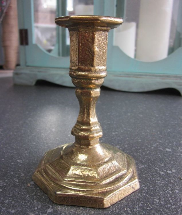 Kerzenhalter Kerzenständer, aus Messing-Guss (Gebraucht) in Bischofszell für CHF 14 – mit ...