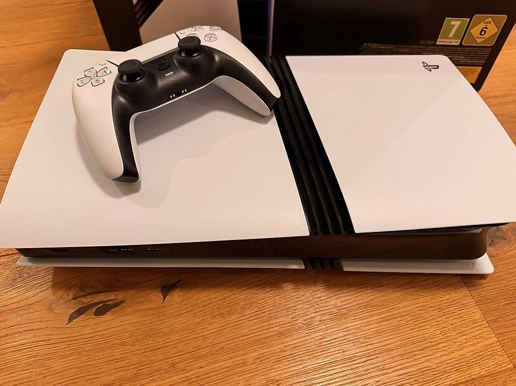 Sony PlayStation 5 Pro (PS5 Pro) Neuwertig, OVP & Garantie (Neu (gemäss ...