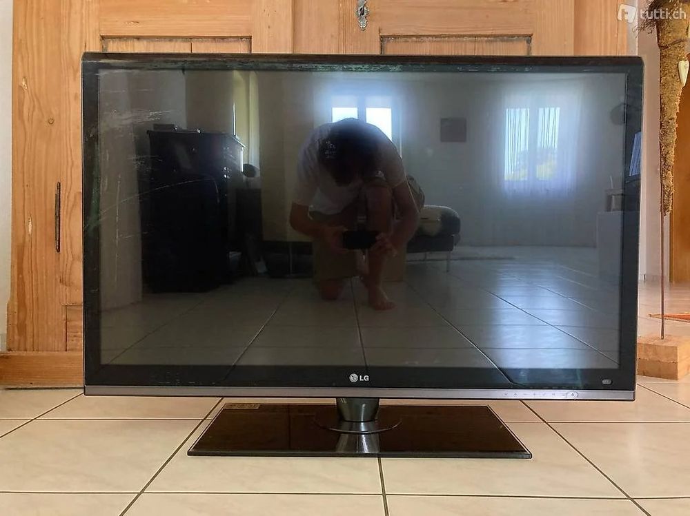 LG Fernseher (2010) | Kaufen auf Ricardo