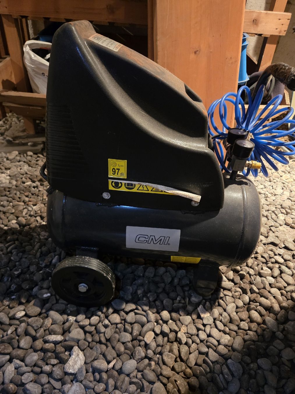 CMI Kompressor CH-KPS-1100/24, 24L - Ideal für Heimwerker! (Gebraucht ...