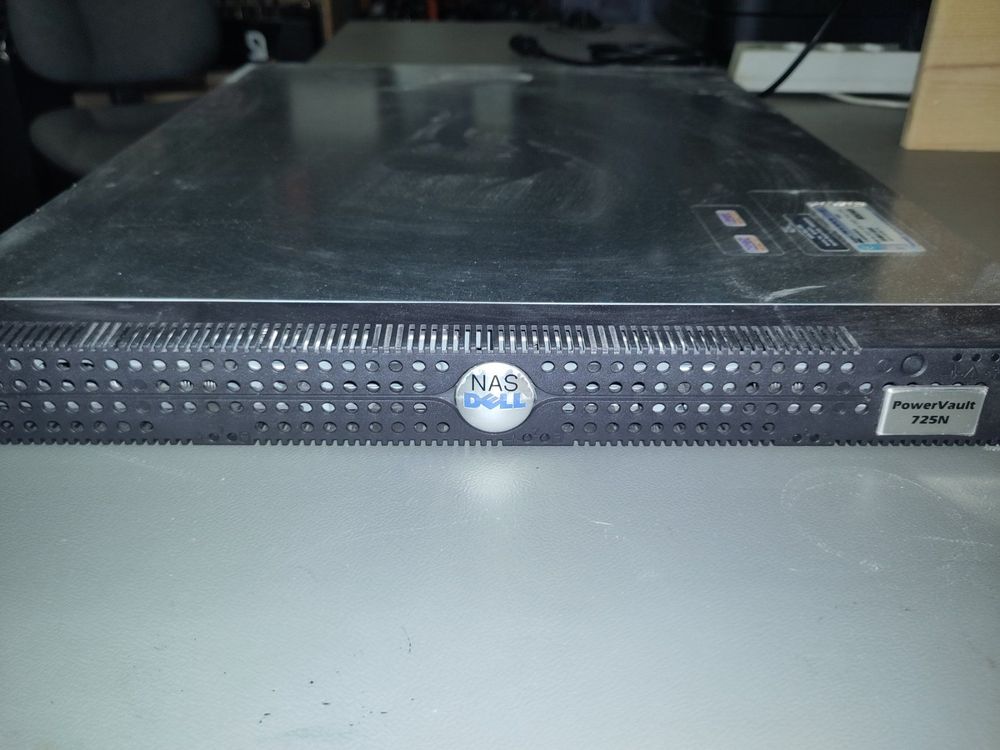 DELL NAS Power Vault 725N (Gebraucht) in Bättwil für CHF 1 – mit ...