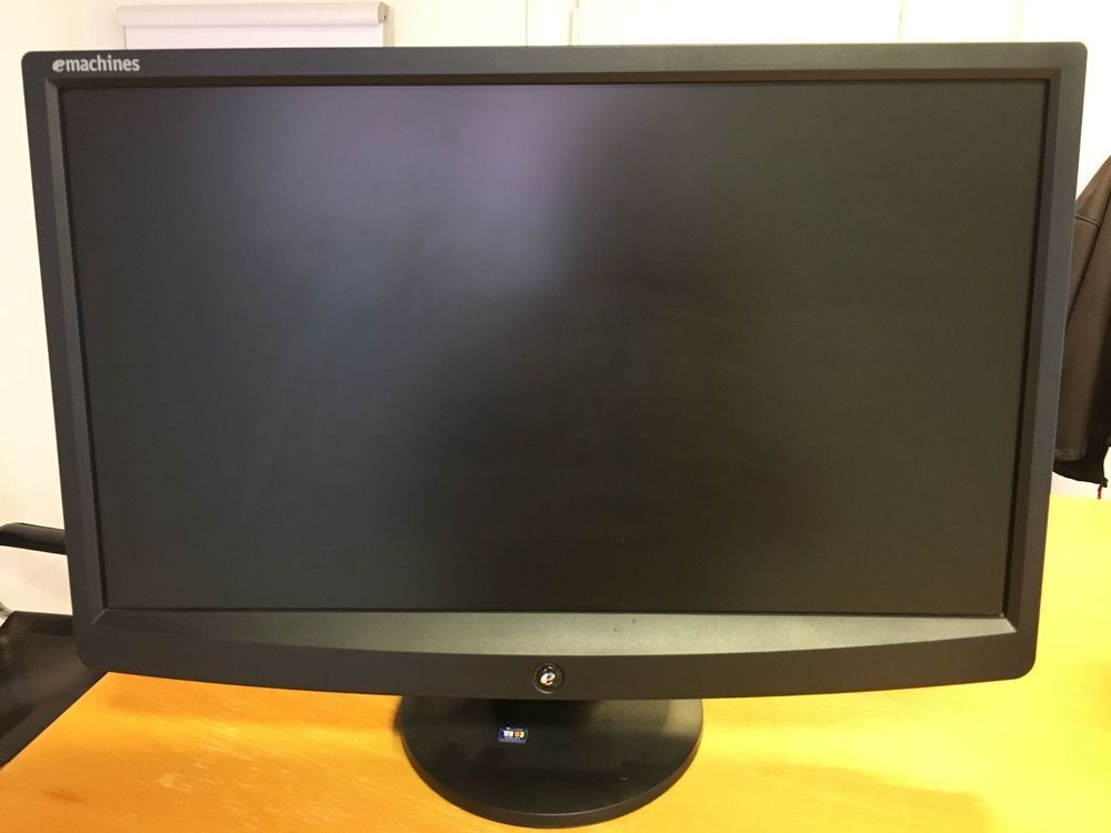 Bildschirm Monitor 22" emachines | Kaufen auf Ricardo