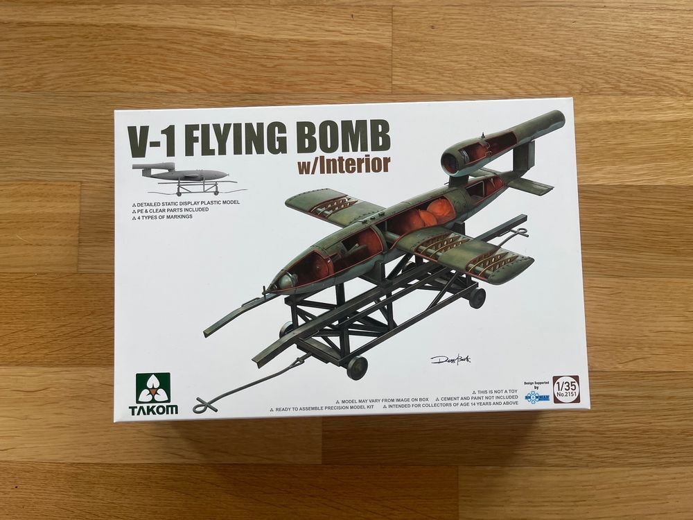 Takom V1 Flying Bomb mit Innenansicht. (Neu und originalverpackt) in ...