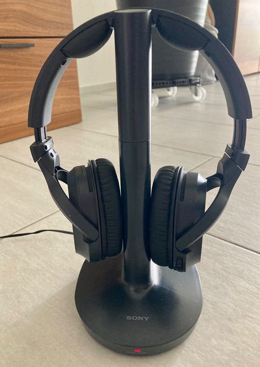 Sony MDR-RF895RK Funkkopfhörer zu verkaufen (Gebraucht) in Würenlos für ...