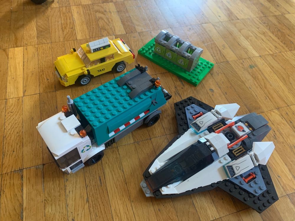 Three LEGO sets (6+) | Kaufen auf Ricardo