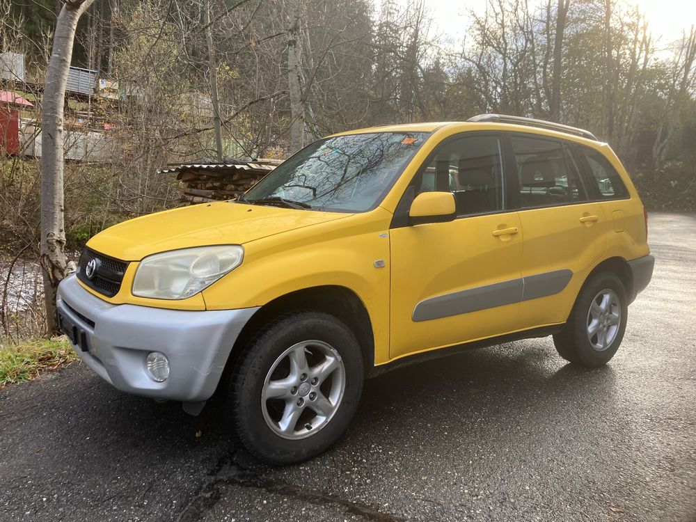 Toyota RAV4 4X4 (Defekt) in Adelboden für CHF 3028 – nur Abholung auf ...