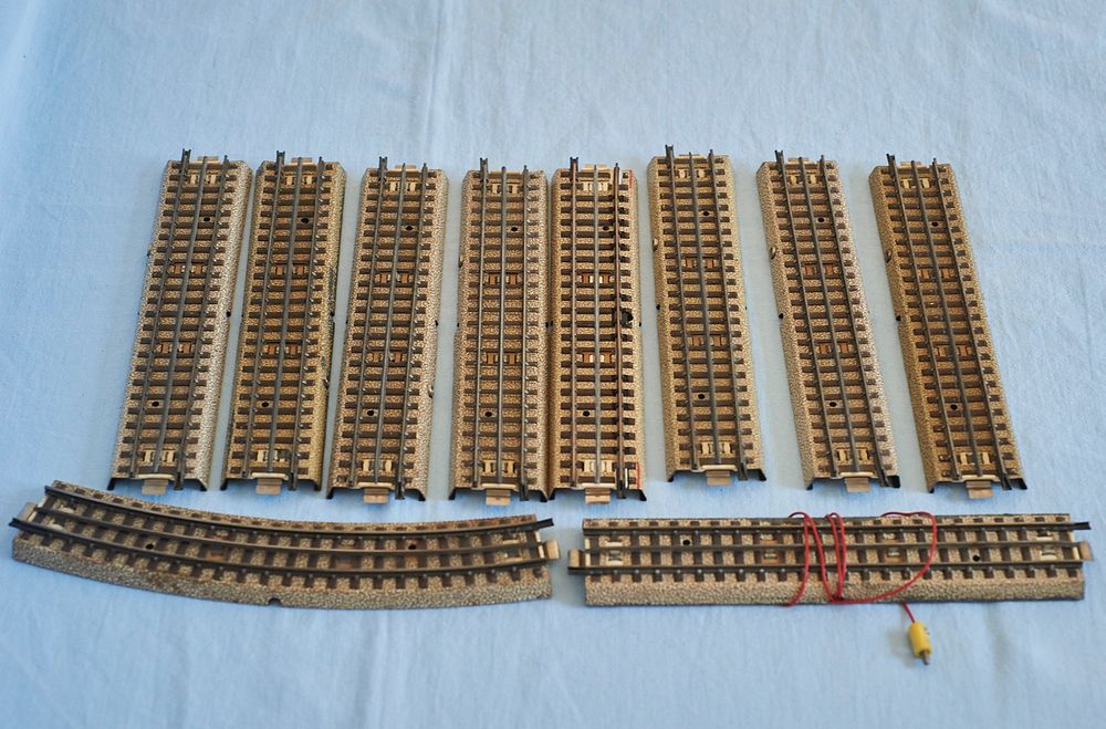 Märklin Metallgleis alt, Vollprofilmittelleiter (3600?) (Gebraucht) in ...