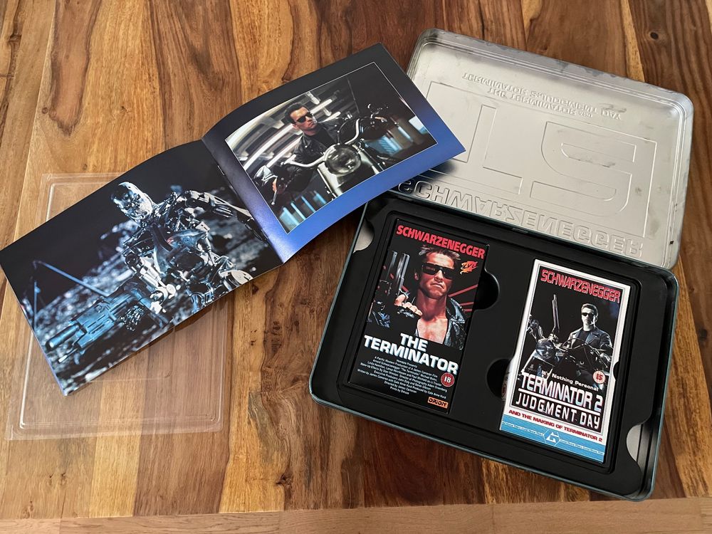 Terminator Filme VHS Videokassette Deluxe Box PAL (Gebraucht) in ...
