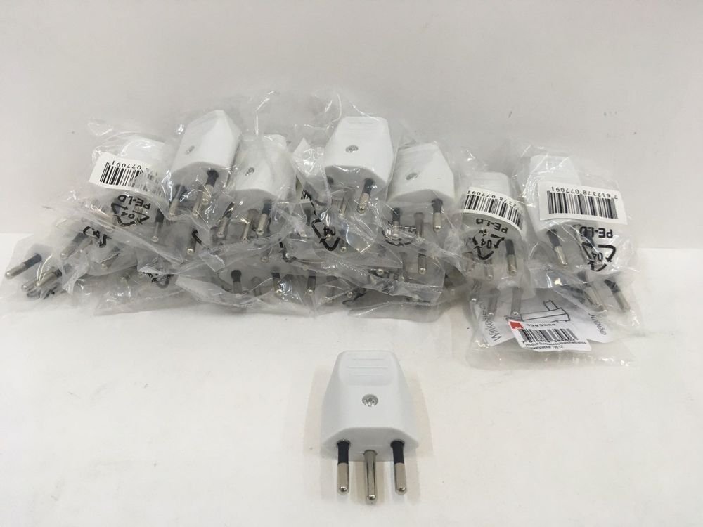 3-Phasen Stecker, 240V, 20 Stück (Neu und originalverpackt) in Neuenhof ...
