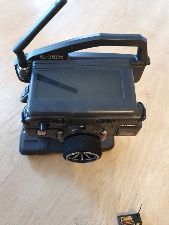 Sanwa M11X Fernsteuerung mit Sanwa SDX-801 Digital Servo (Gebraucht) in ...