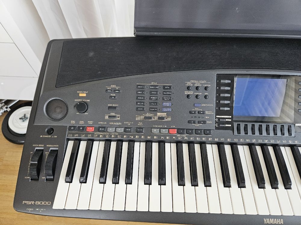 WORKSTATION YAMAHA PSR- 8000, "the champ" (Gebraucht) in Zürich für CHF ...