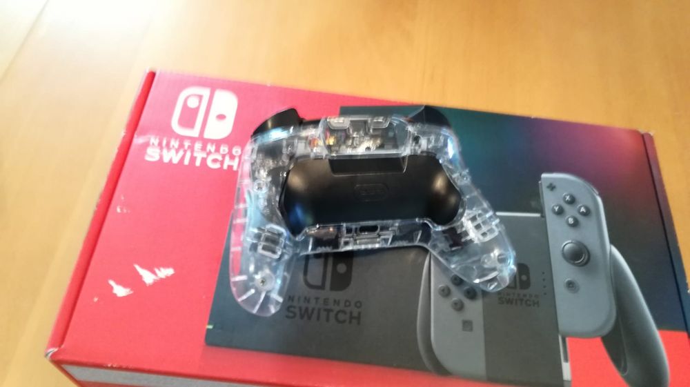 Nintendo Switch Generation 2 mit viel Zubehör (Gebraucht) in Reinach BL ...