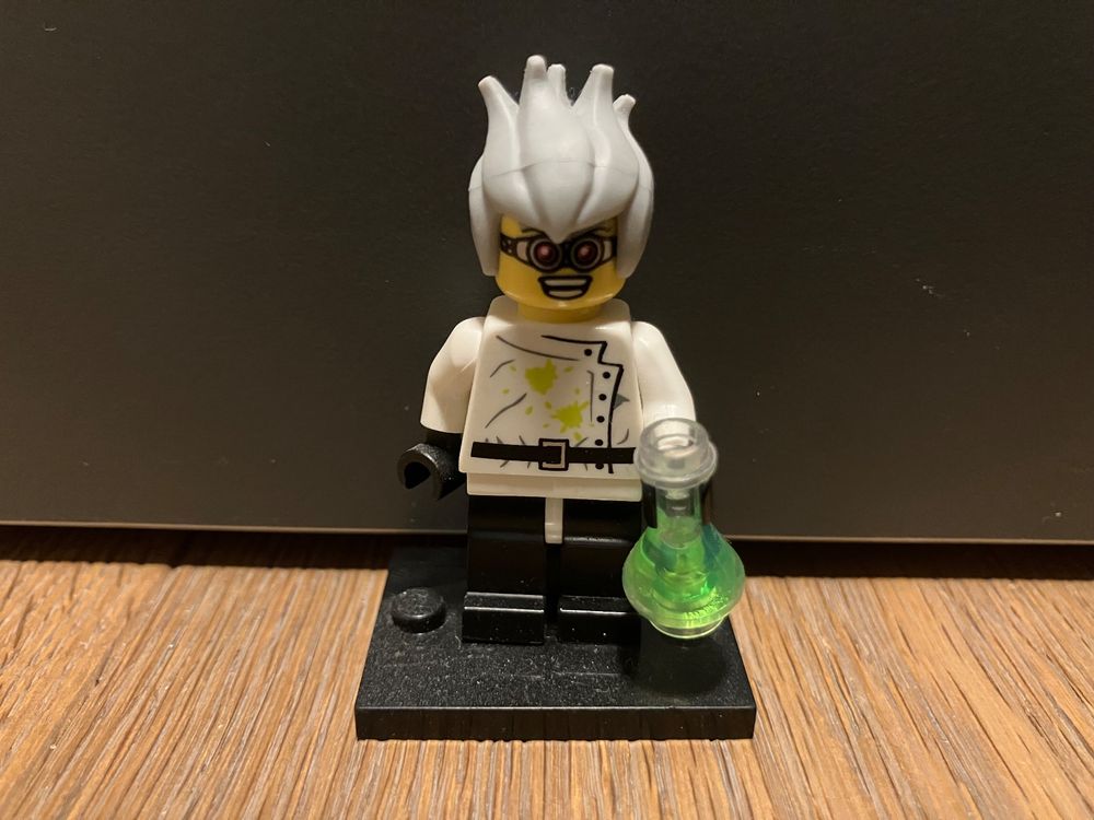 LEGO Minifigures Serie 4 - Crazy Scientist (Nr.16) (Gebraucht) in ...