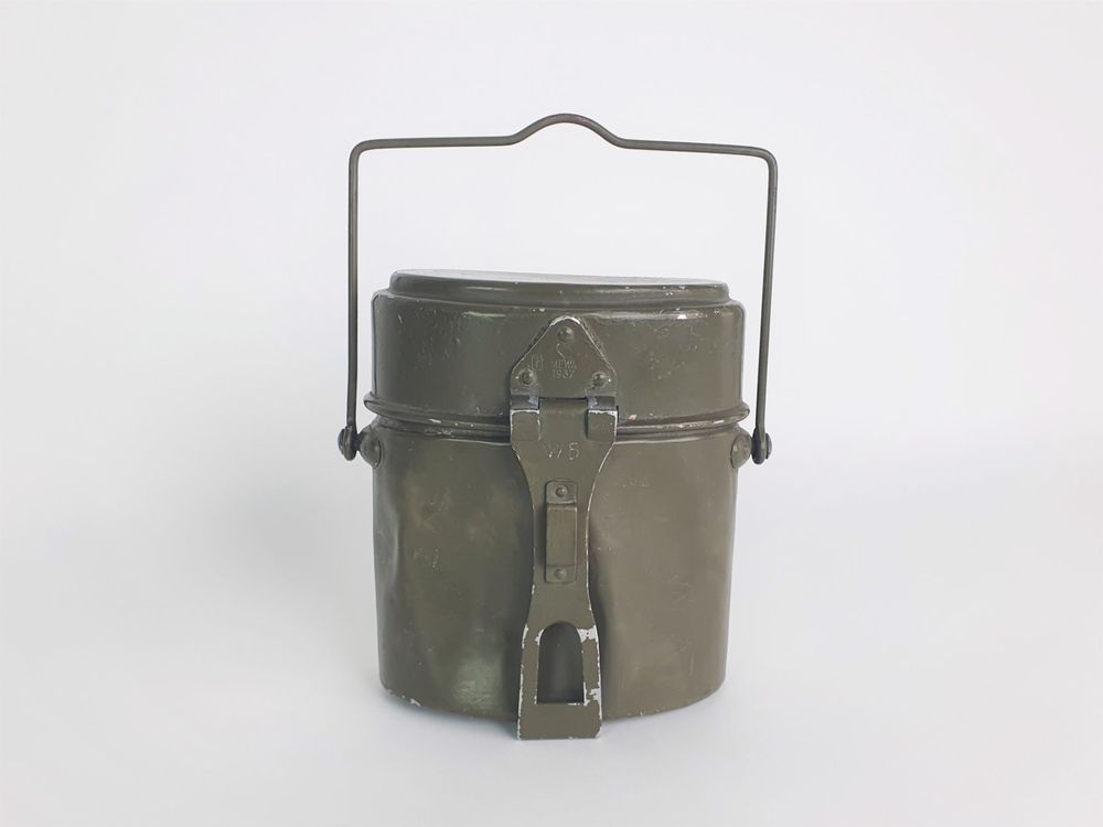 Schweizer Armee alte Gamelle (Gebraucht) in Wangen b. Olten für CHF 5 – mit Lieferung auf ...