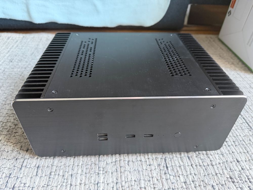 Akasa Maxwell Pro Plus Mini-ITX PC Case Fanless Silent (Gebraucht) in ...