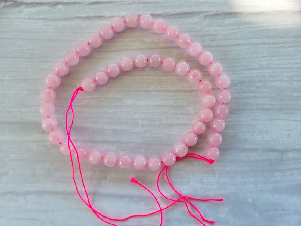 Ein Strang 8 mm Rosenquarz | Kaufen auf Ricardo