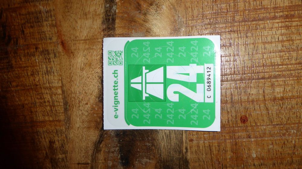 1 Autobahn Vignette Neu 2024 (Neu und originalverpackt) in Sargans für CHF 38 – mit Lieferung ...