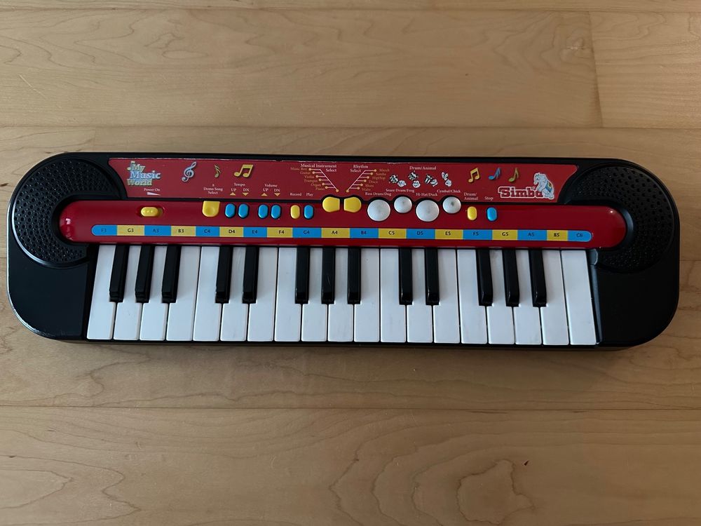 Kinder Keyboard (Gebraucht) in Flawil für CHF 12 – mit Lieferung auf ...