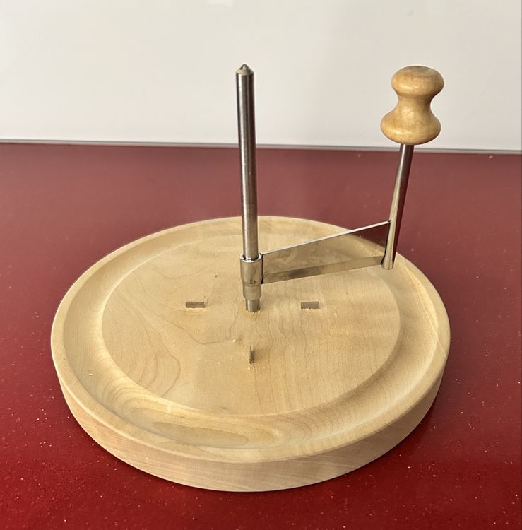 Original Girolle Tête de Moine Drehteller Holz neuwertig (Gebraucht) in ...