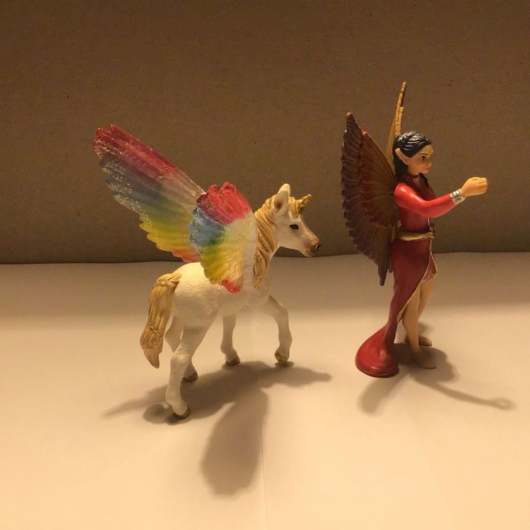 Schleich Bayala Set: Regenbogen Pegasus Fohlen & Fee! Top! (Gebraucht ...