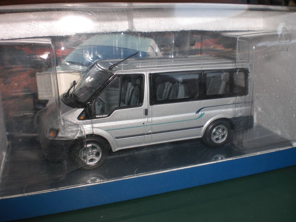 Ford Transit Minibus 2001 silber - Werbemodell 1:43 (Neu (gemäss ...