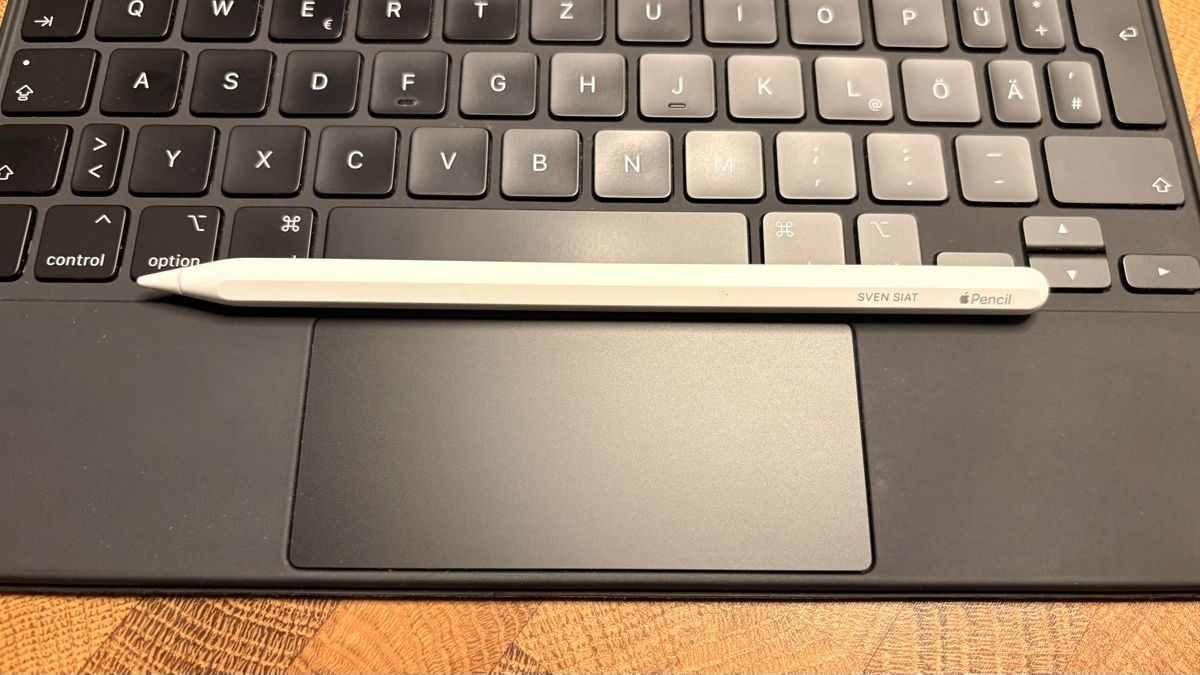 Apple iPad Pro 11" 3rd Gen - 512GB Magic Keyboard & Pencil (Gebraucht ...