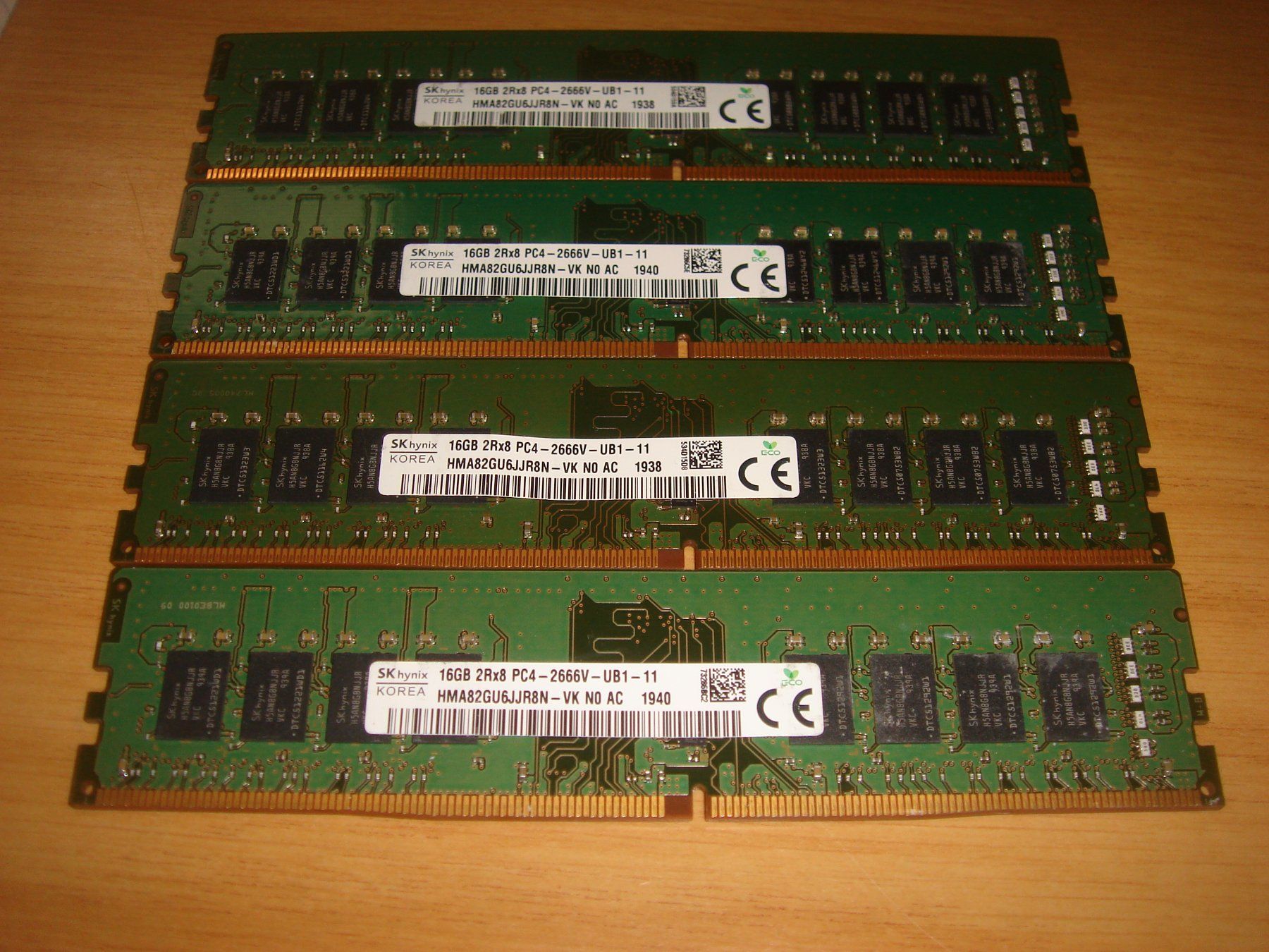 4 stück 16gb ddr4 2666 RAM für Computer. skhynix (Gebraucht) in St ...
