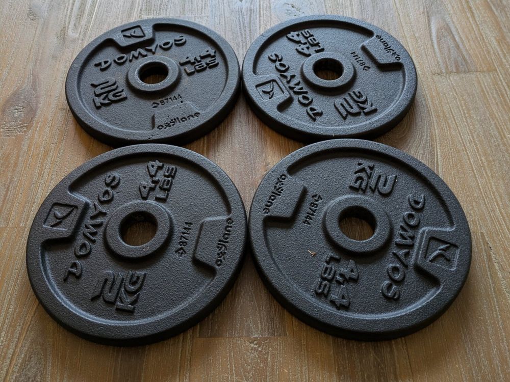 4 x 2kg Decathlon Gewichte | Kaufen auf Ricardo