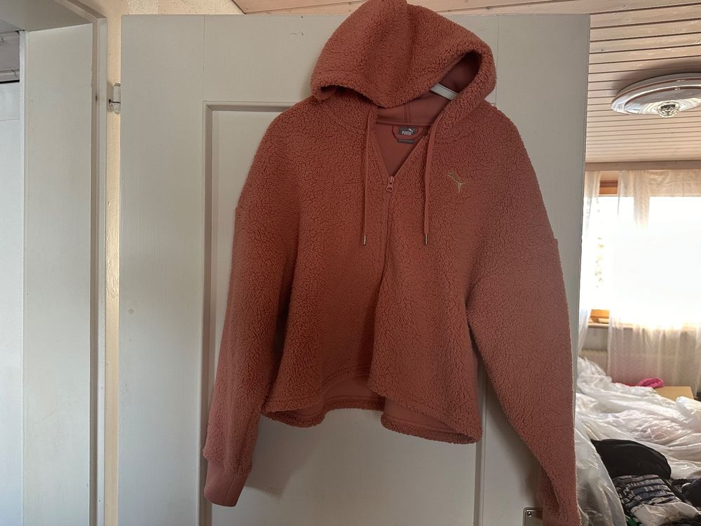 Puma Teddy Jäckli gr M (Gebraucht) in Arch für CHF 30 – mit Lieferung ...