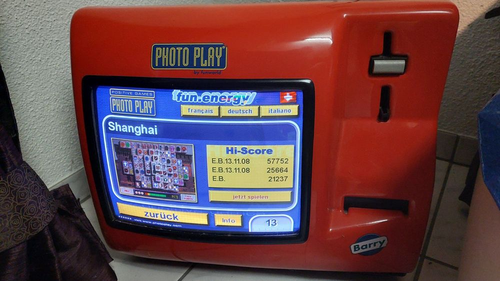 Spielautomat Funworld: PHOTO PLAY Baujahr 1999 (Gebraucht) in ...