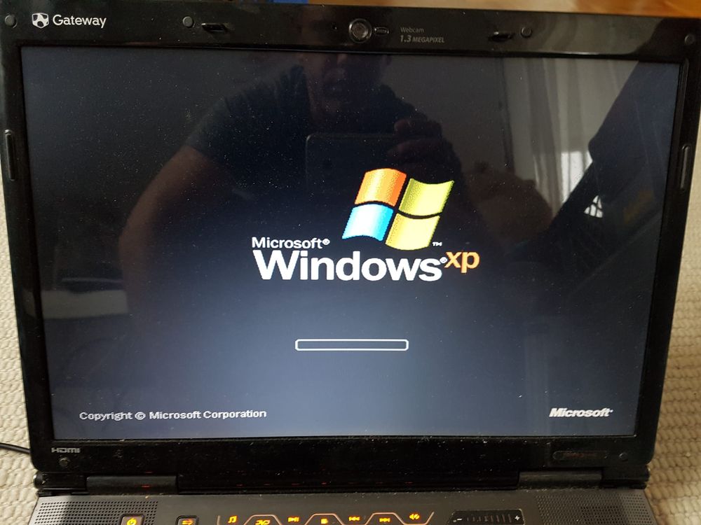 Gateway Laptop P-6860FX, Windows XP, ideal f. Retro-Gamer (Gebraucht ...