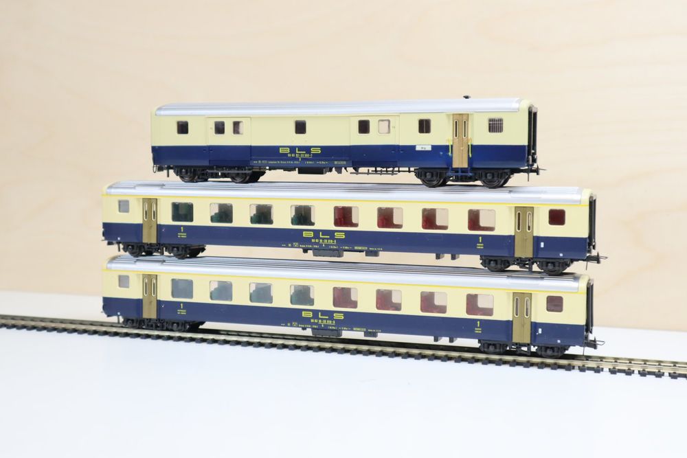 ROCO 3 x BLS Personenwagen + Gepäckwagen H0 | Kaufen auf Ricardo